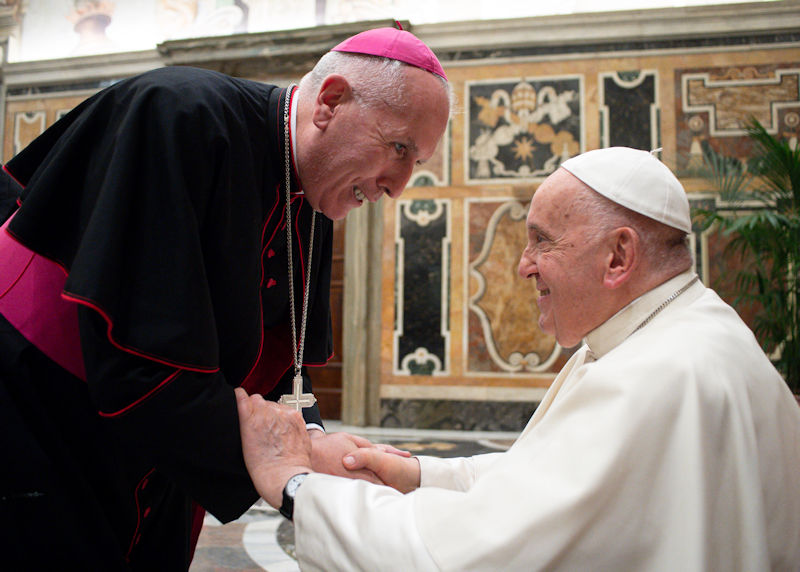 Network Norfolk : Bishop of East Anglia meets Pope Francis in Rome