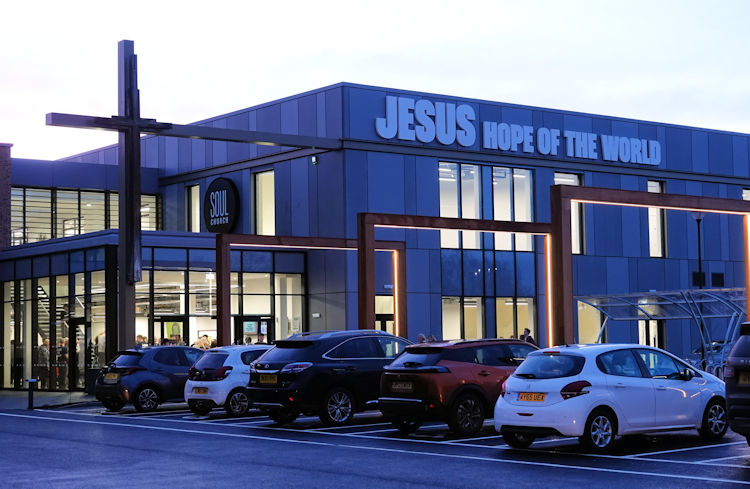 Network Norfolk : Huge Norwich church opens its doors for first time