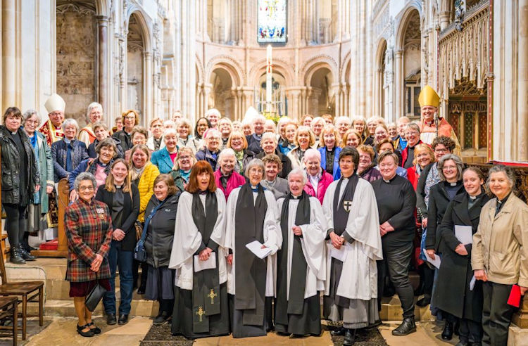 Network Norfolk : 30 years of women priests celebrated in Norwich
